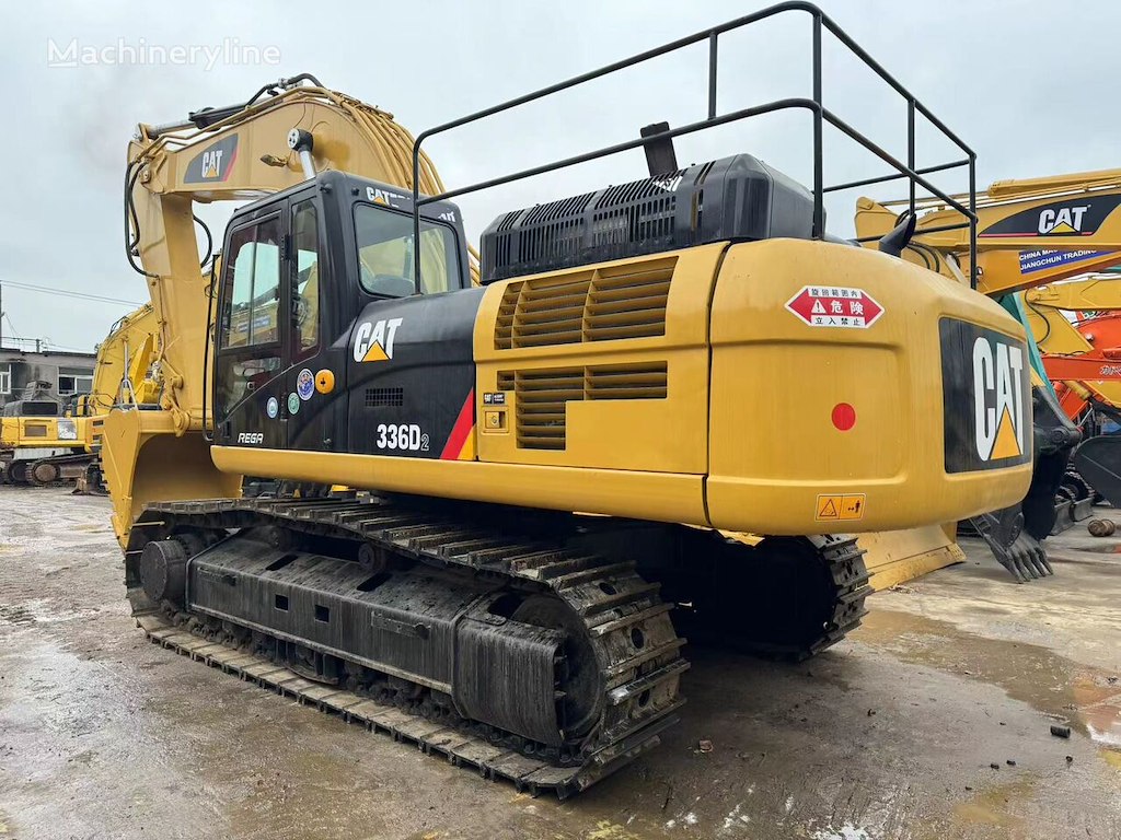 Caterpillar 336D2 bager guseničar