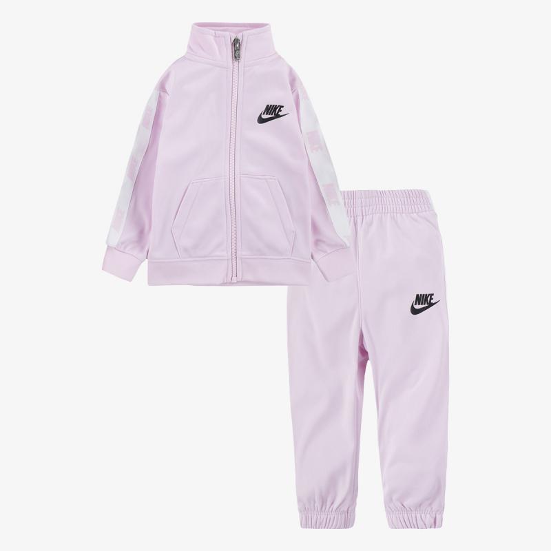 Nike Sportswear