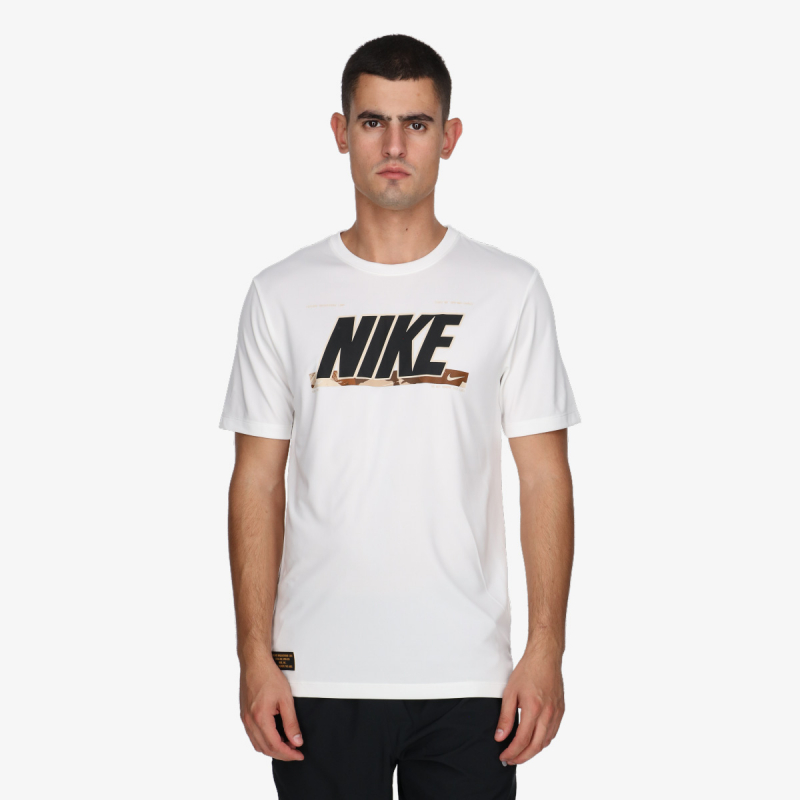 Nike Dri-FIT Fitness