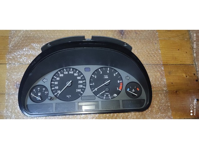 Bmw e39 instrument tabla km sat