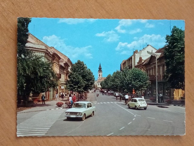 Sombor - Ulica Maršala Tita - Automobili Fića -