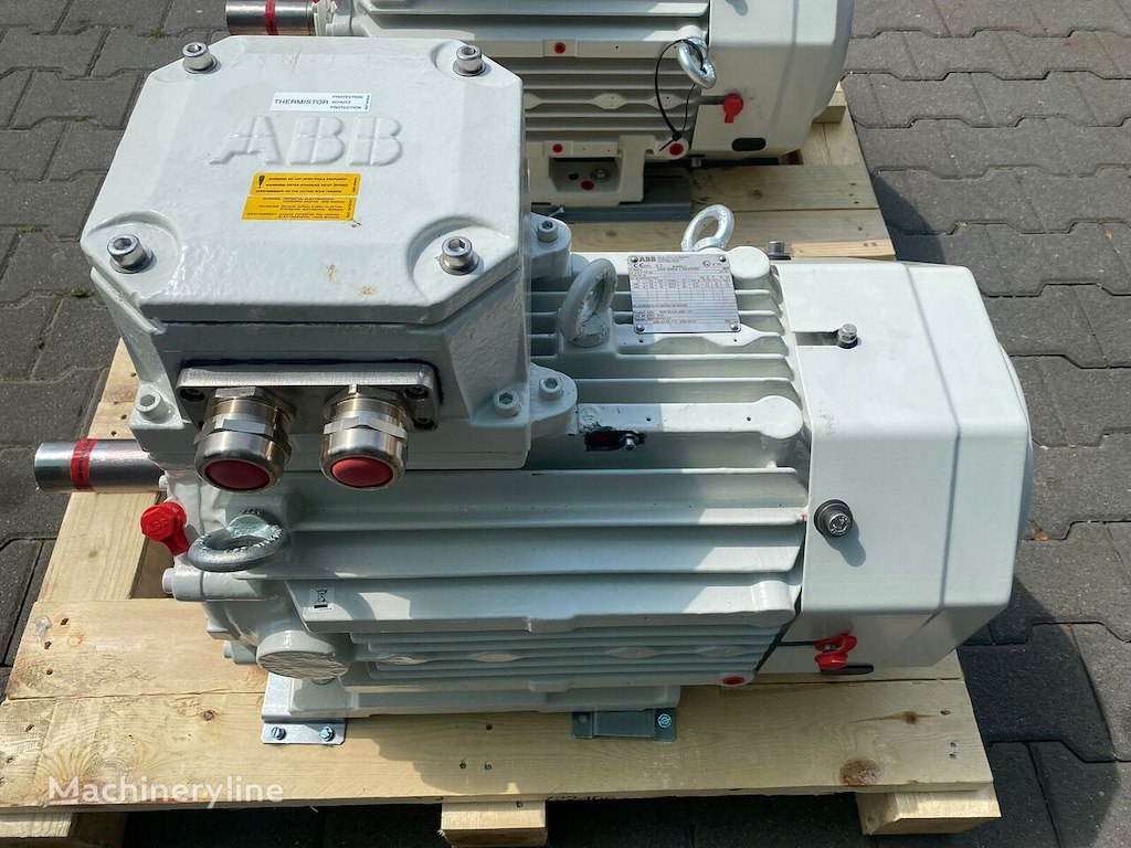 ABB M3HP , 180MLB . Two low-voltage,New motors elektromotor za industrijske opreme