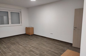 Prodajem Stan-Apartman, Adice