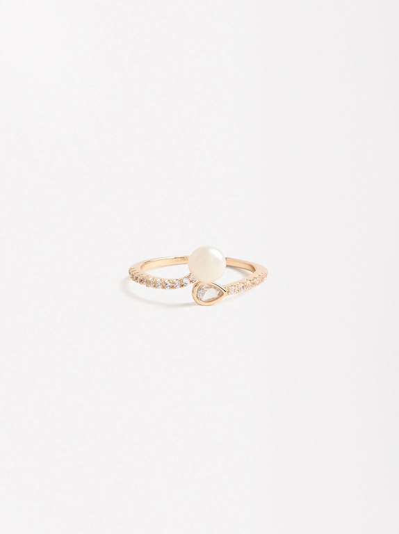 Ring With Zirconias And Freshwater Pearl