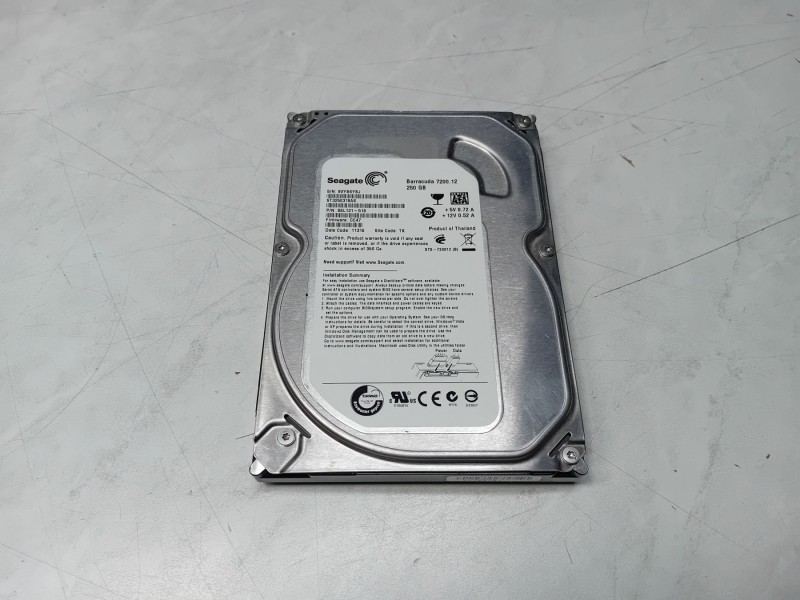 hard disk 250 gb seagate sataII ispravan