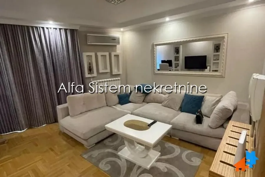 Izdavanje, dvosoban stan, 50m2, Vračar Hram, Vračar, Beograd