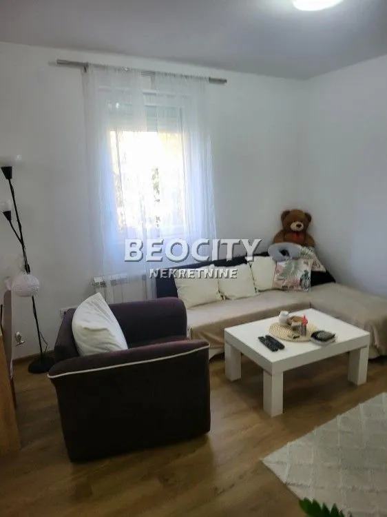 Prodaja, dvosoban stan, 42m2, Veliki Mokri Lug, Zvezdara, Beograd