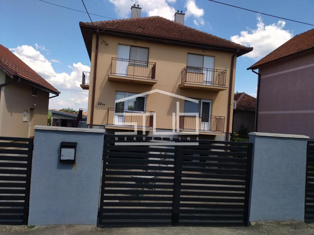 Porodična kuća Velika Moštanica ID#1030 250.000 €