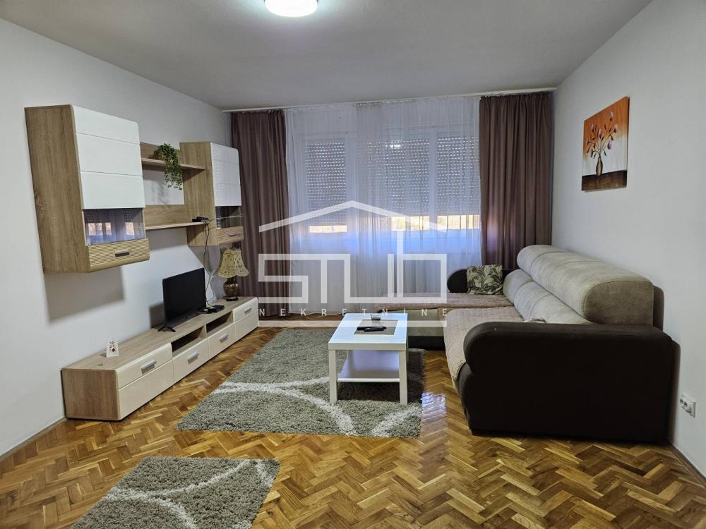 Bulevar Despota Stefana,4.5 izdavanje ID#1179 900 €