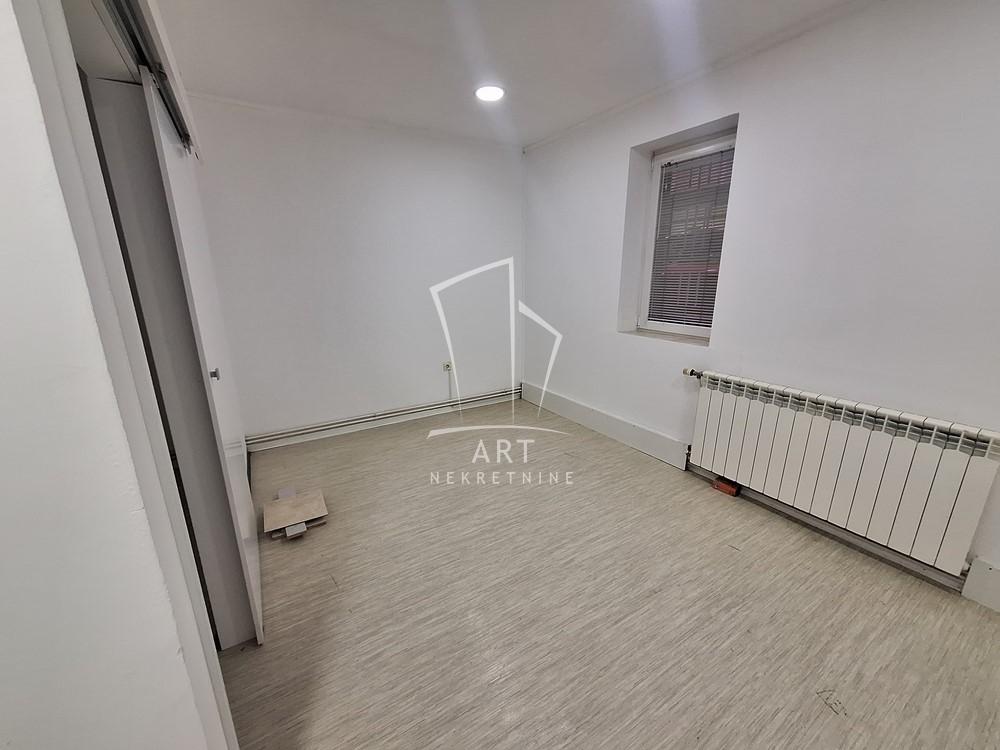 Vračar, Koče Kapetana, 61m2 ID#9372 650 €