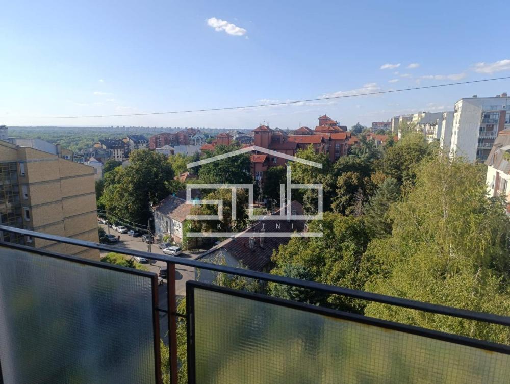 Trosoban duplex na Banovom Brdu u glavnoj Požeškoj ulici! ID#1123 142.000 €