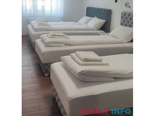 Studio Apartman Luna Nera Novi Sad Salajka