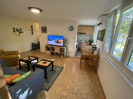 Pet-friendly, Stara Bežanija, Pere Segedinca, 55m2