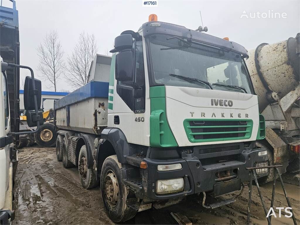 IVECO Trakker 340T45 kiper