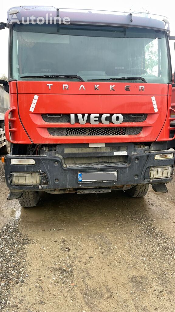 IVECO Trakker AD380T41 kiper