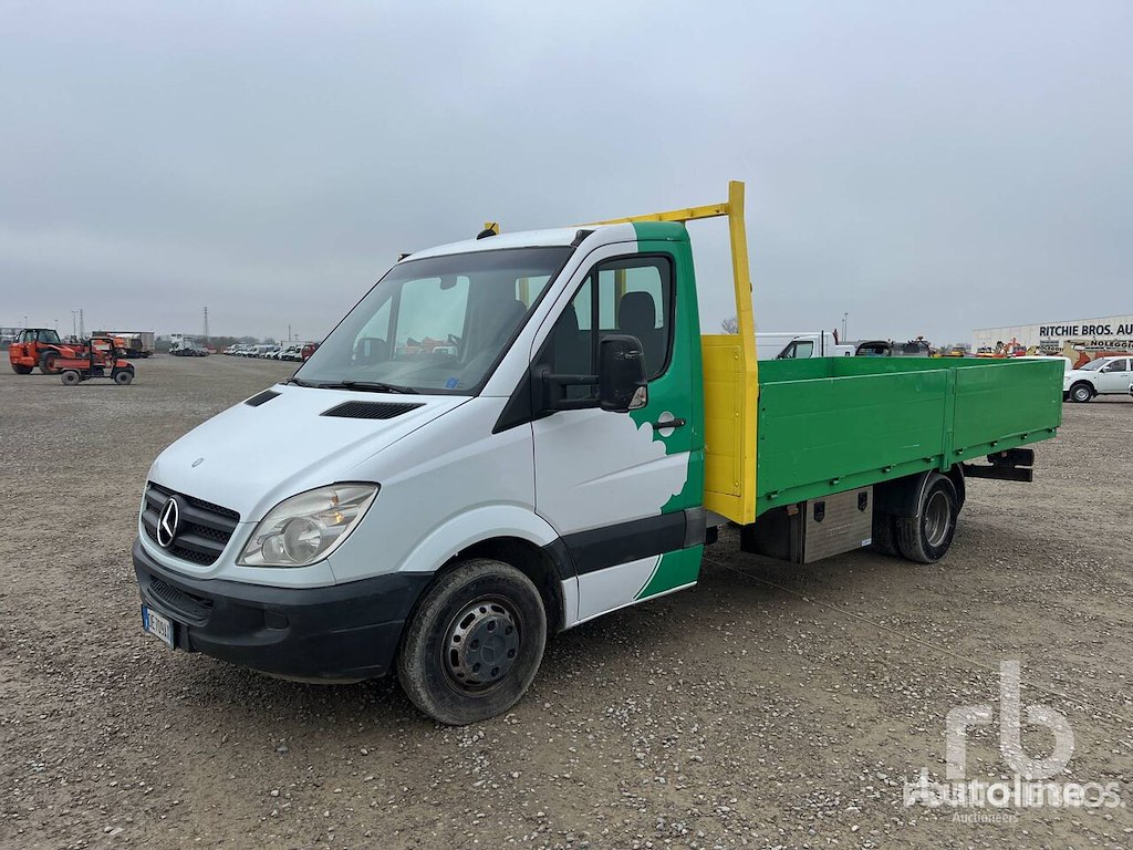 Prodaje se Mercedes-Benz SPRINTER 416 kamion furgon na aukciji