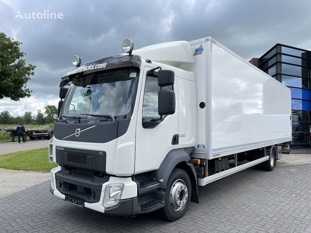 Volvo FL250 kamion furgon