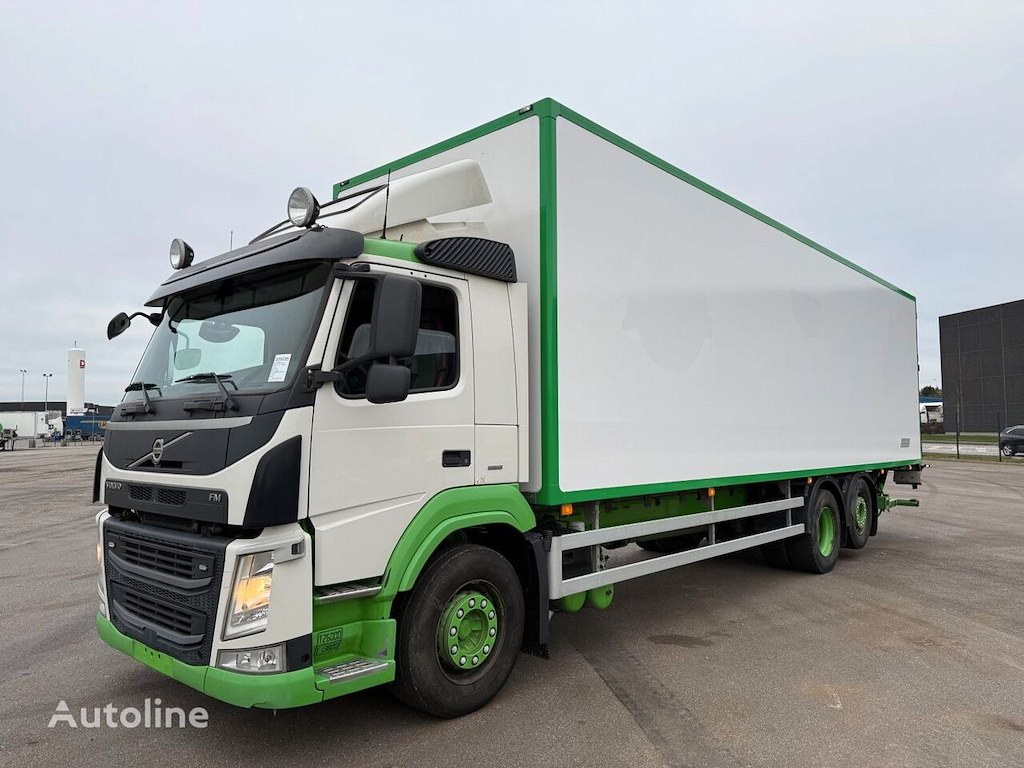 Volvo FM330 6x2*4 Igloocar 9,65 m. Box Year 2023 kamion furgon