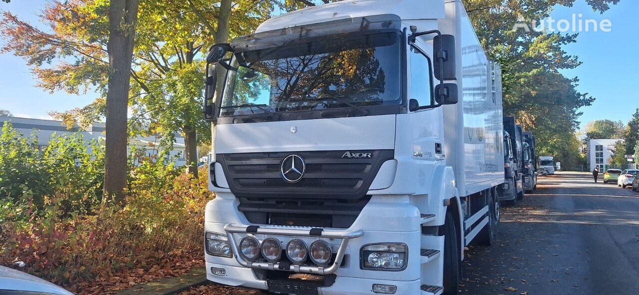 Mercedes-Benz 2540 Koffer mit LBW kamion furgon