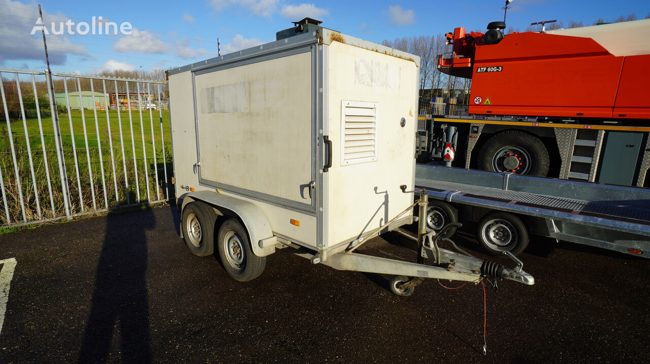 Hapert 2 AXLE CLOSED BOX WITH HIGH PRESSURE PUMP prikolica furgon