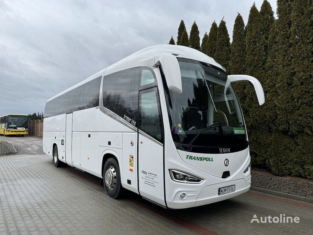 Irizar I6S 12.37 turistički autobus