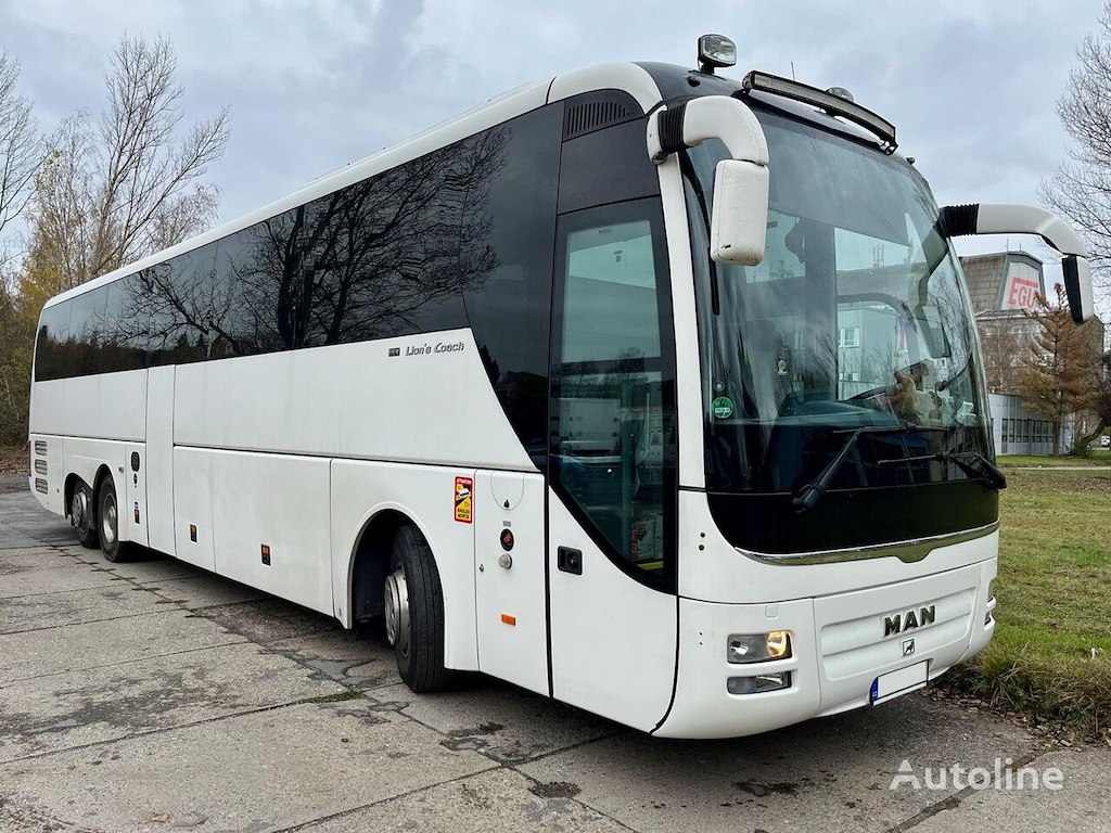 MAN LIONS COACH R08 turistički autobus