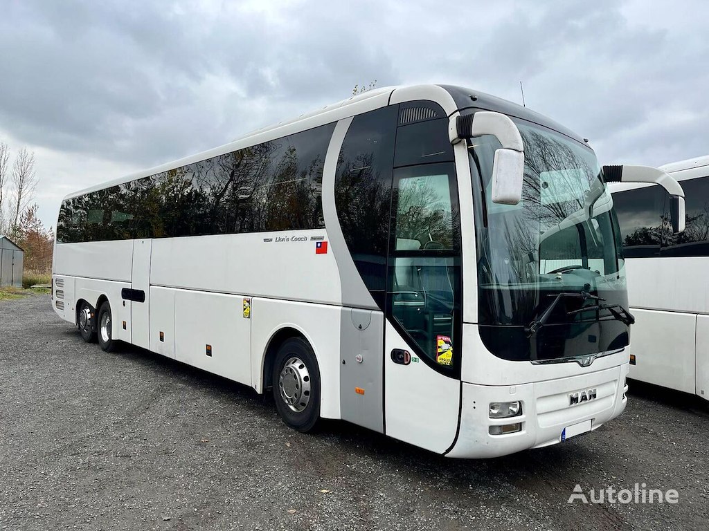 MAN LIONS COACH R08 turistički autobus