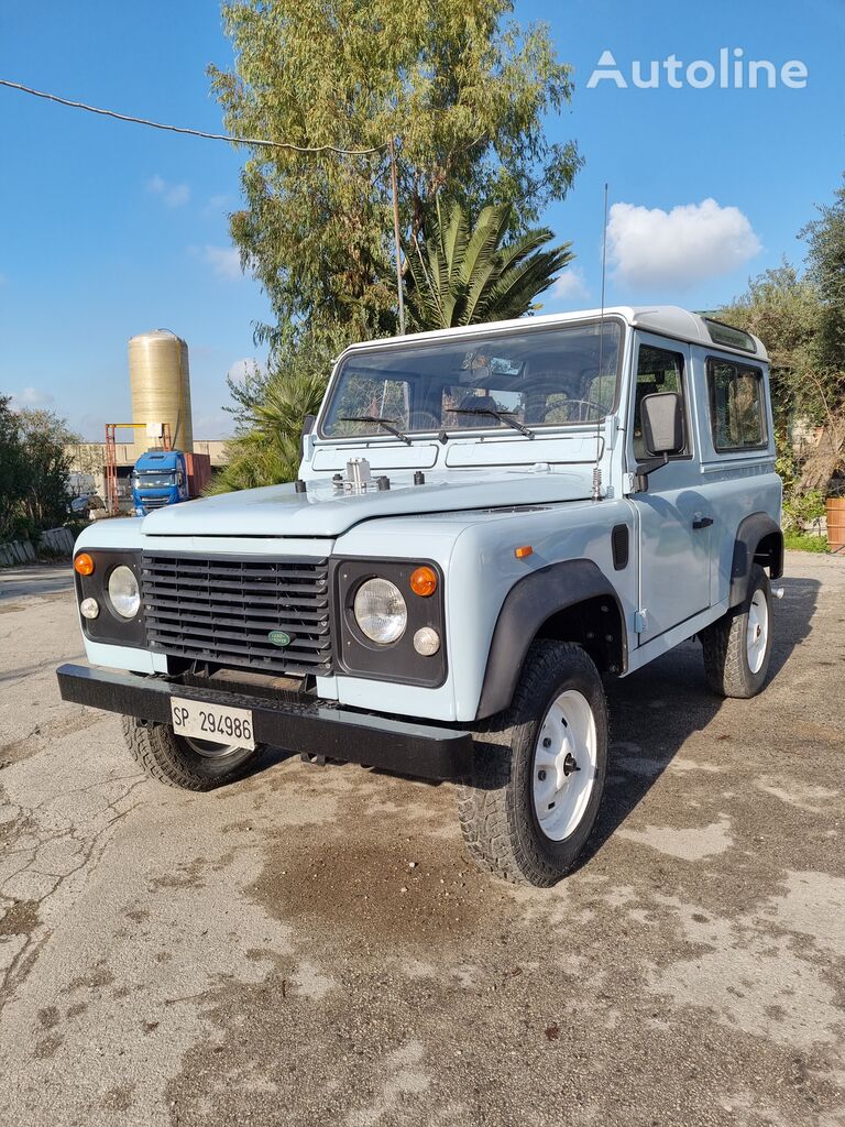 Land Rover Defender 90 terenac