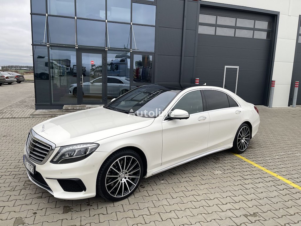 Mercedes-Benz S350 BLUETEC 4MATIC sedan