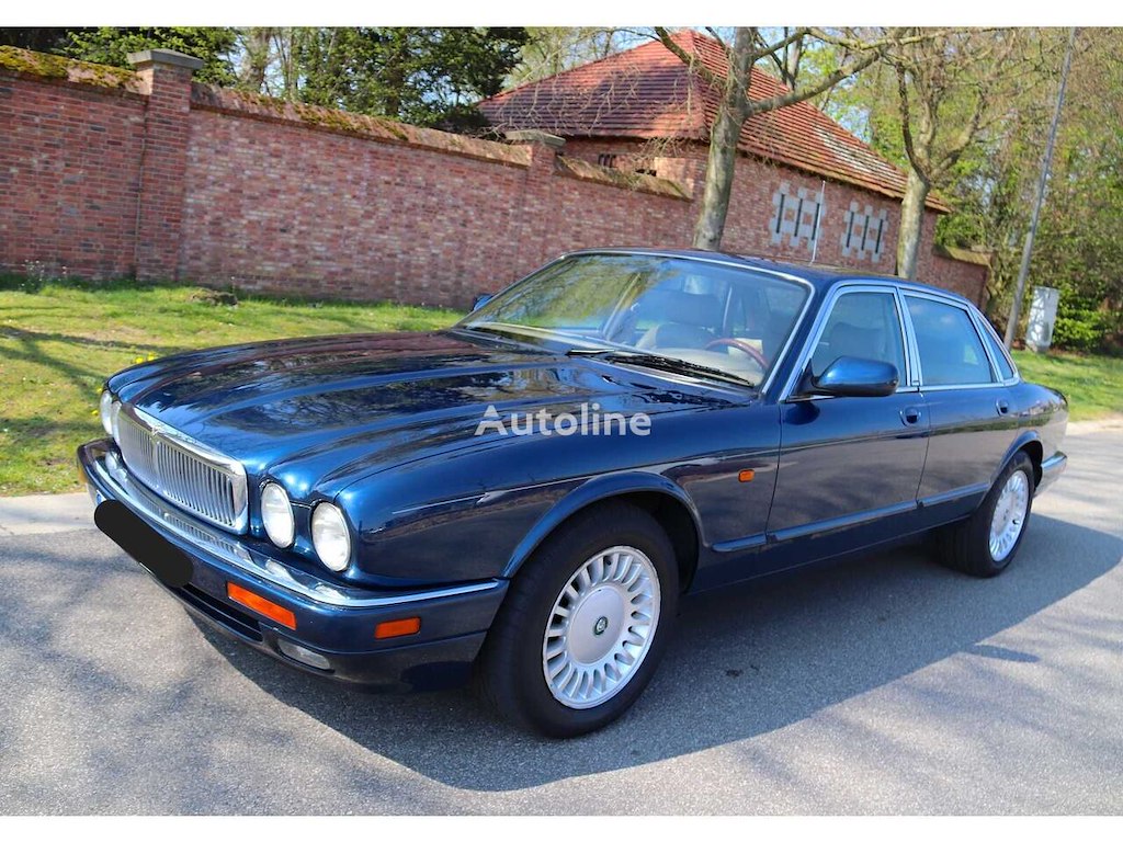 Prodaje se Jaguar XJ (X300) sedan na aukciji