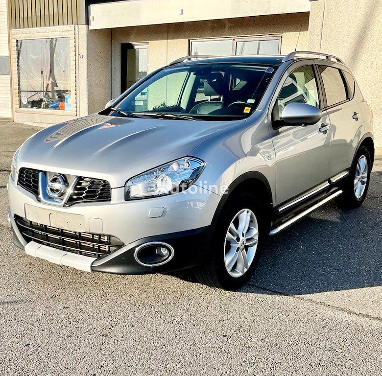 Prodaje se Nissan Qashqai krosover na aukciji