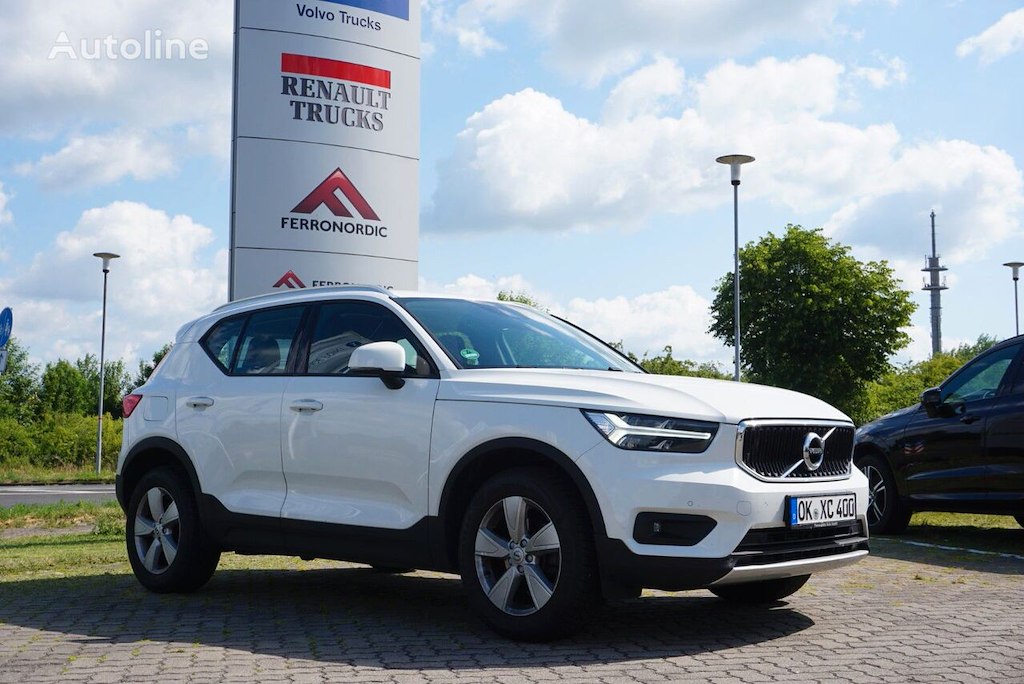 Volvo XC 40 T3 Momentum Pro 2WD krosover