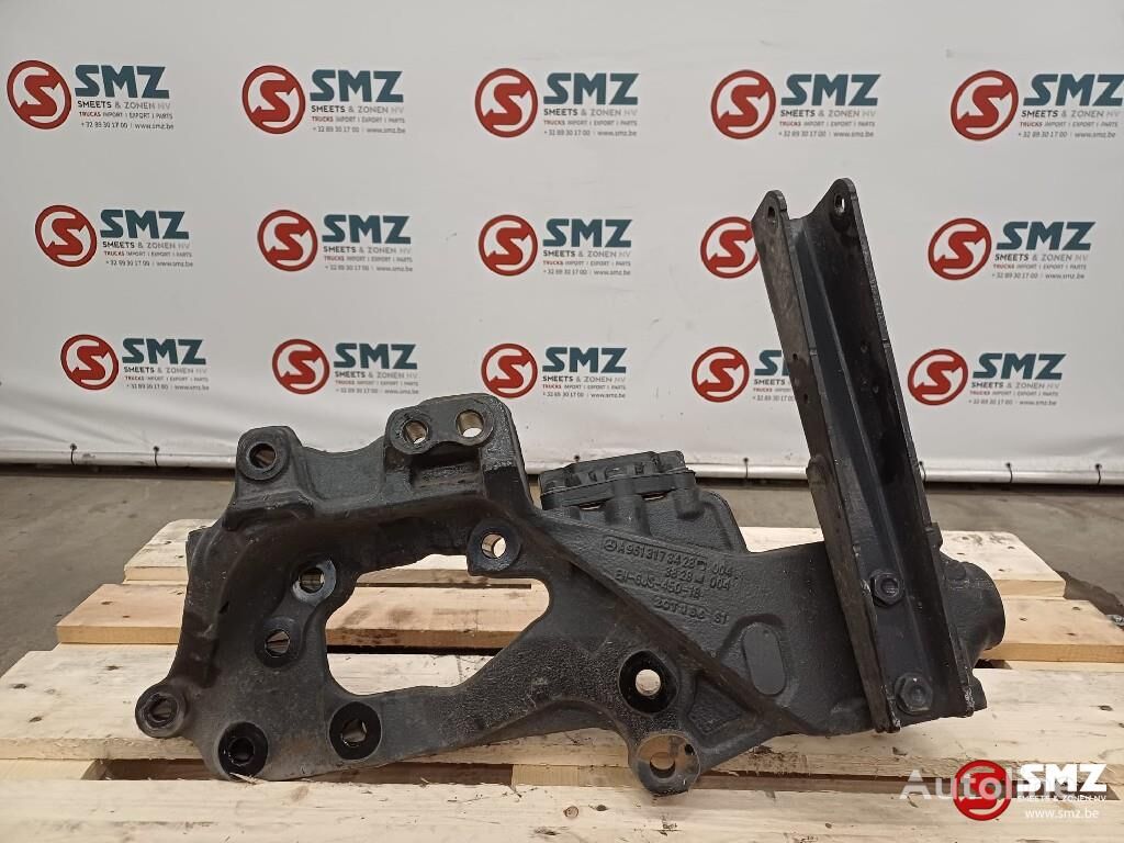 Mercedes-Benz Occ voorframe rechts Mercedes A9613173428 šasija za kamiona