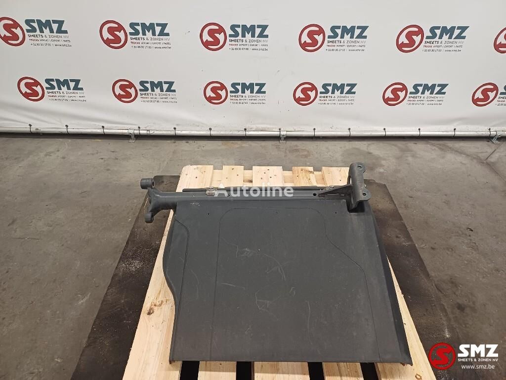 Mercedes-Benz Occ spatbord linksachter + steun Mercedes blatobran za kamiona