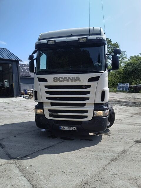 Scania R420 tegljač