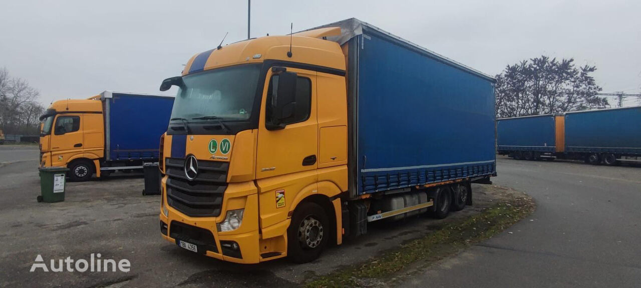 Mercedes-Benz Actros 2542 kamion s ceradom + prikolica sa ceradom