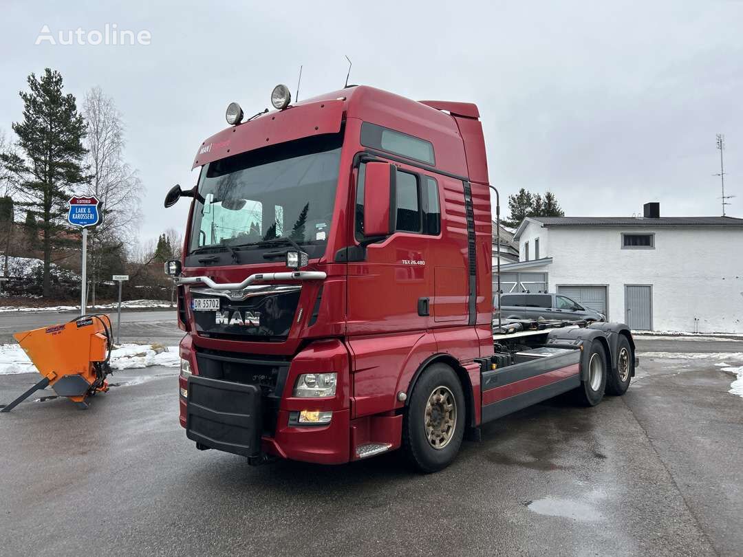 Prodaje se MAN TGX 26.480 6X2-4 BL rol kiper sa kukom na aukciji