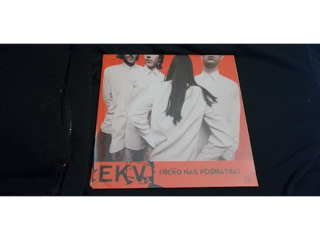 EKV - NEKO NAS POSMATRA LP