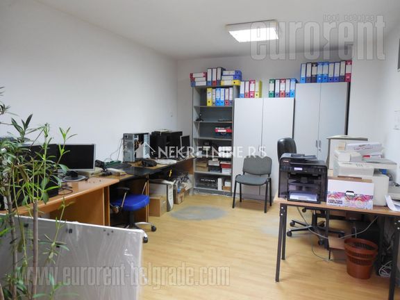 #13298, Izdavanje, P.P., VOŽDOVAC, 900 EUR