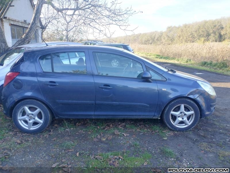 Opel Corsa 1.2 Kompletan Auto U Delovima