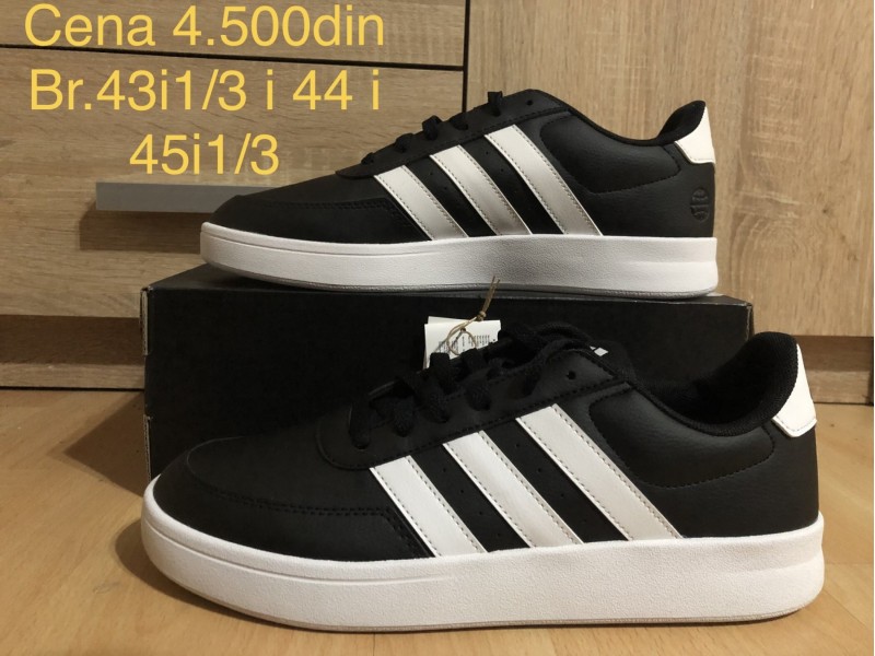 Adidas Br.43i1/3 i 44 i 45i1/3 odlične Novo,Original