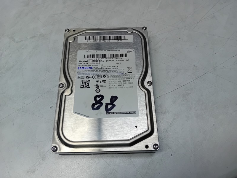 hard disk 320 sata II samsung ispravan