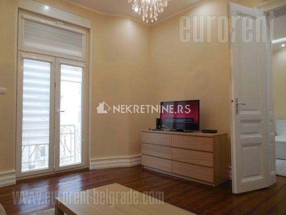 #39703, Izdavanje, Stan, CENTAR, 1500 EUR