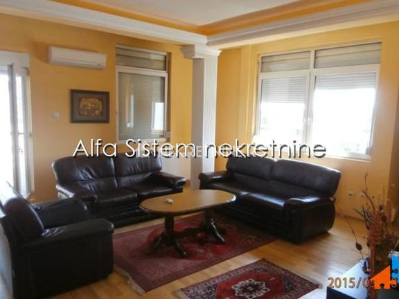 Palilula, Profesorska kolinija, 3.0 stan, 130m2, 1000 EUR, ID 34033