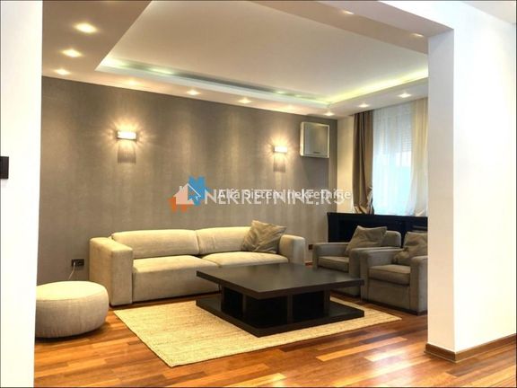 Novi Beograd, Blok 22, 6.0 stan, 174m2, 2300 EUR, ID 44938