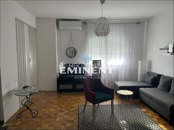 Stari grad, Dorćol, Braće Jugovića, 1.5, 38m2, 750 EUR