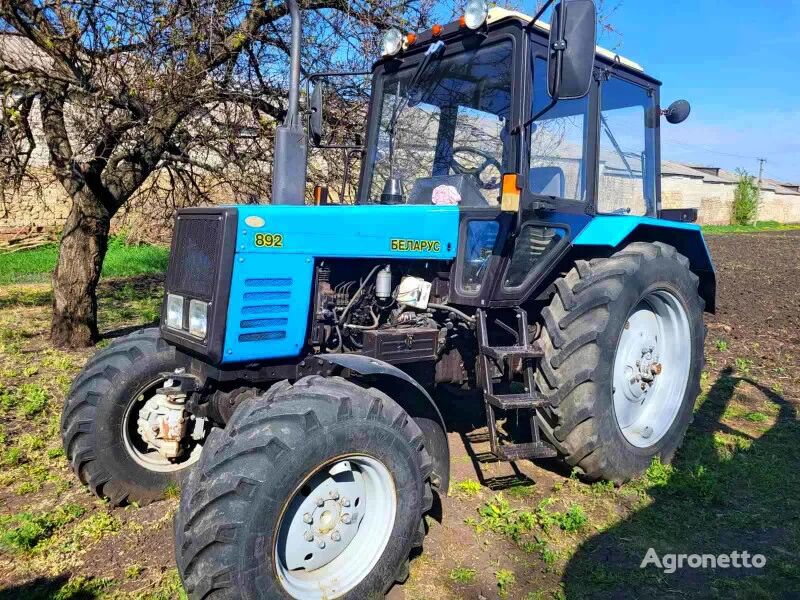 Belarus MTZ 892 traktor točkaš