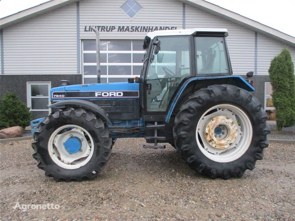 New Holland 7840 SLE traktor točkaš