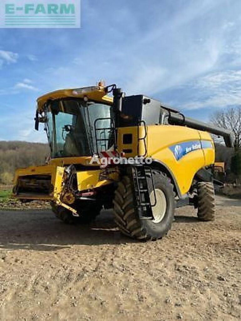 New Holland cx 8090 kombajn za žito