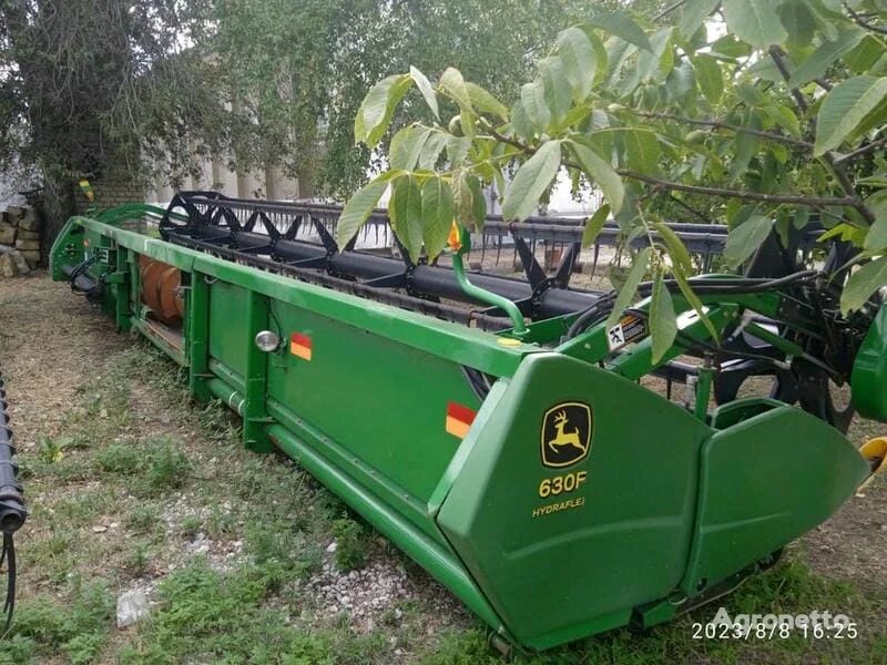 John Deere 630F adapter za žito